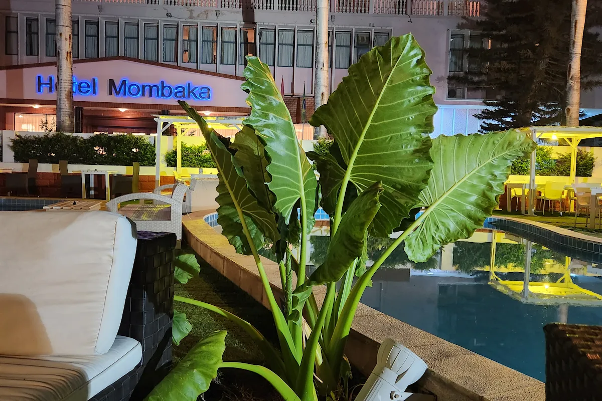 Hotel Mombaka - Hotel Benguela - Tripinafrica